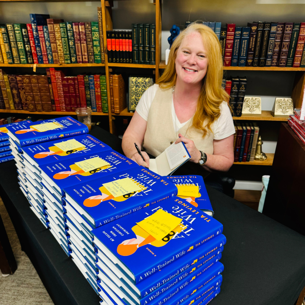 About Tia - TIA LEVINGS